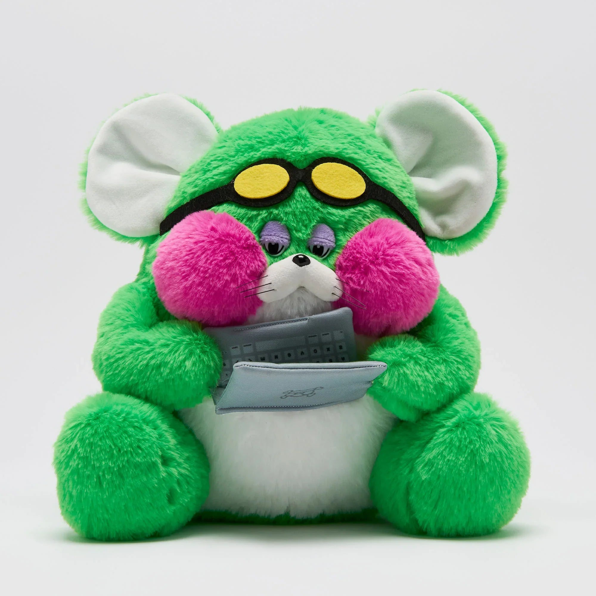 PLUSHIE LOVE – Souvenaire